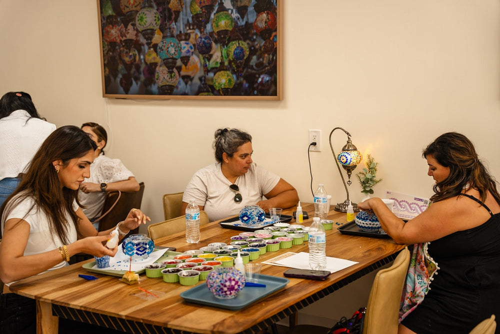 Create Stunning Mosaic Lamps in Louisiana - Fun for All Ages!